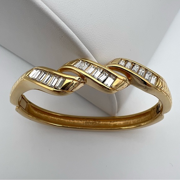 Swarovski | Jewelry | Sal Swarovski Vintage Gold Tone Clear Crystals ...